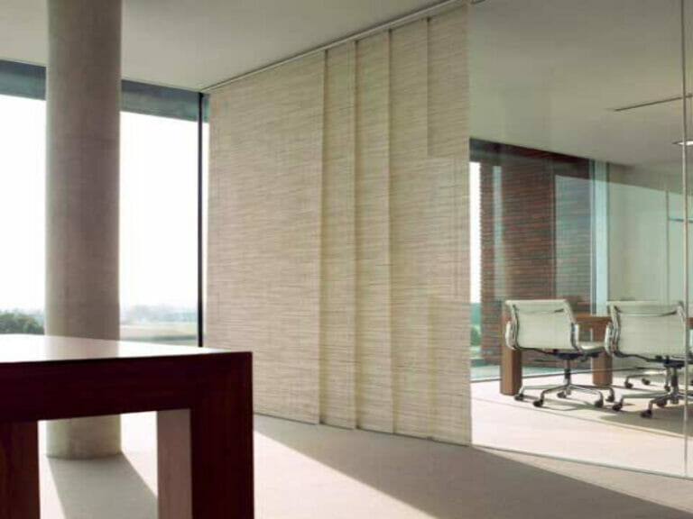 Vertical Sliding Panels - Multi-Stores Gatineau-Ottawa